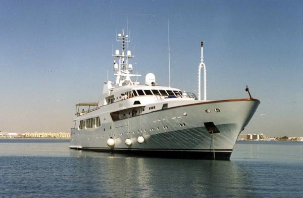 Yacht SHAF, CRN | CHARTERWORLD Luxury Superyacht Charters